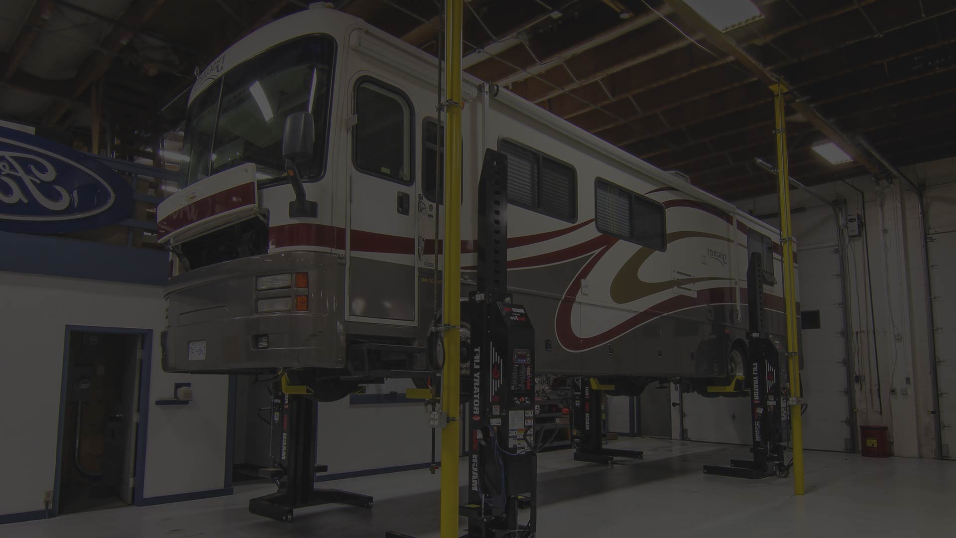 Motorhome/RV Service - Workhorse Custom Chassis & SuperSteer Dealer