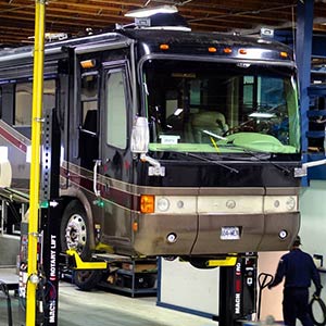 Motorhome/RV Service - Workhorse Custom Chassis & SuperSteer Dealer